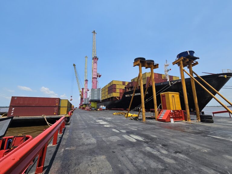 Drought Solution in Manaus: Floating Pier and Challenges Faced in the ...